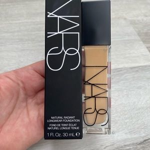 NARS Makeup | Sheer Glow Foundation Cadiz 1 Oz | Poshmark